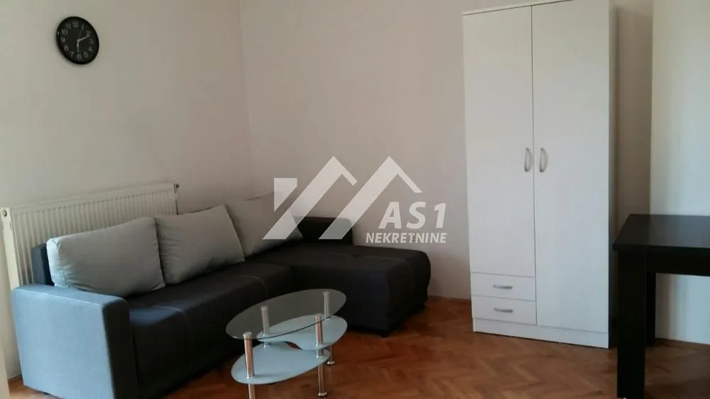 Izdavanje, jednosoban stan, 35m2, Grbavica, Novi Sad, Novi Sad