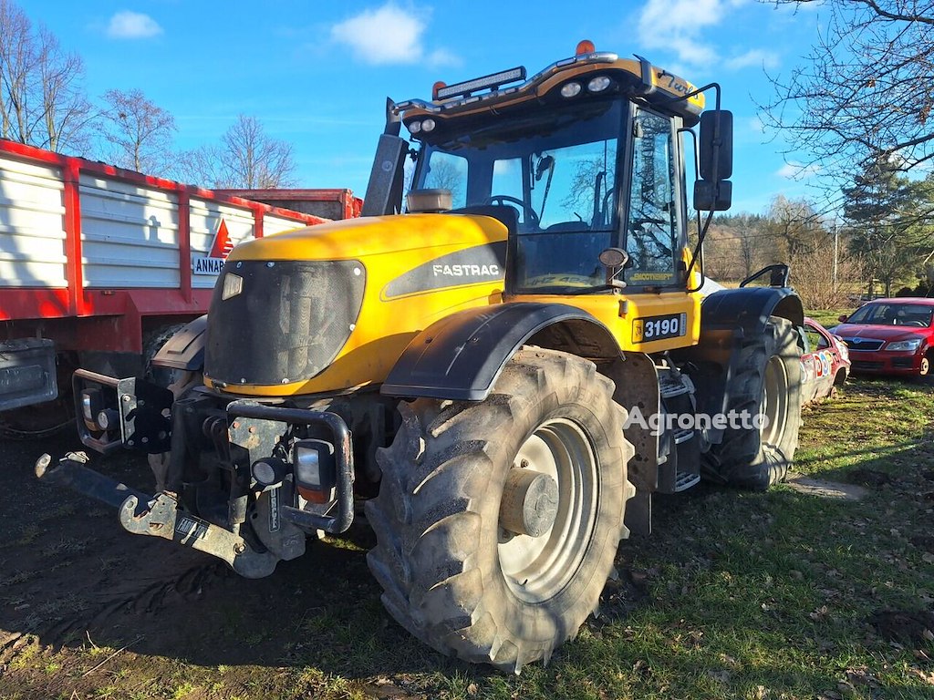 Prodaje se JCB FASTRAC 3190 4X4 traktor točkaš na aukciji