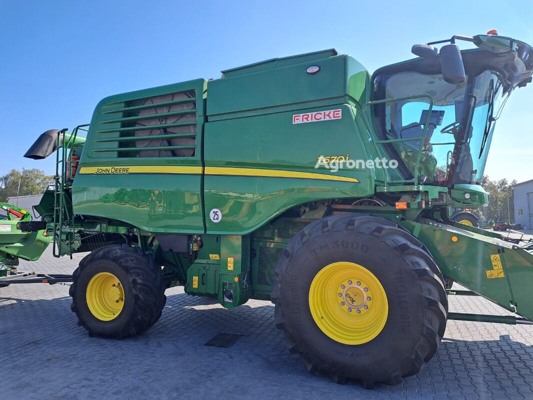 Novi John Deere T670 kombajn za žito