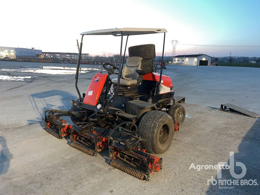 Prodaje se Jacobsen FAIRWAY 250 kosilicu za travu na aukciji