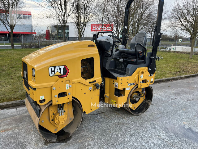 Caterpillar CB2.5GC mali valjak