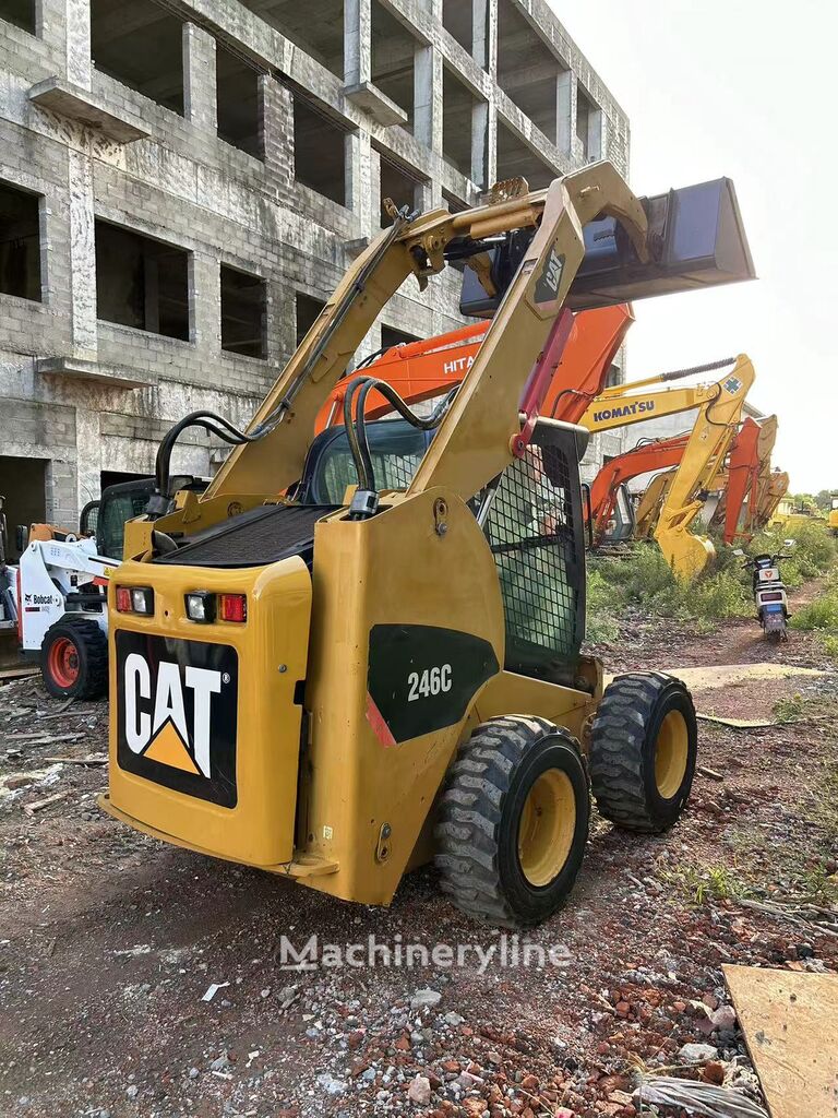 Caterpillar 246C mini utovarivač