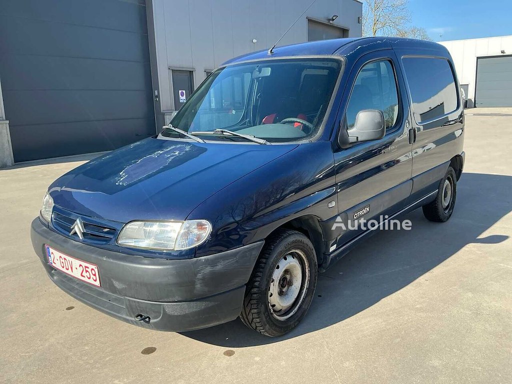 Prodaje se Citroen Berlingo laki furgon na aukciji