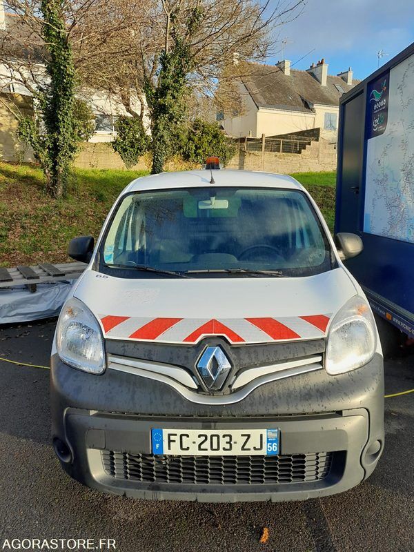 Prodaje se Renault KANGOO laki furgon na aukciji