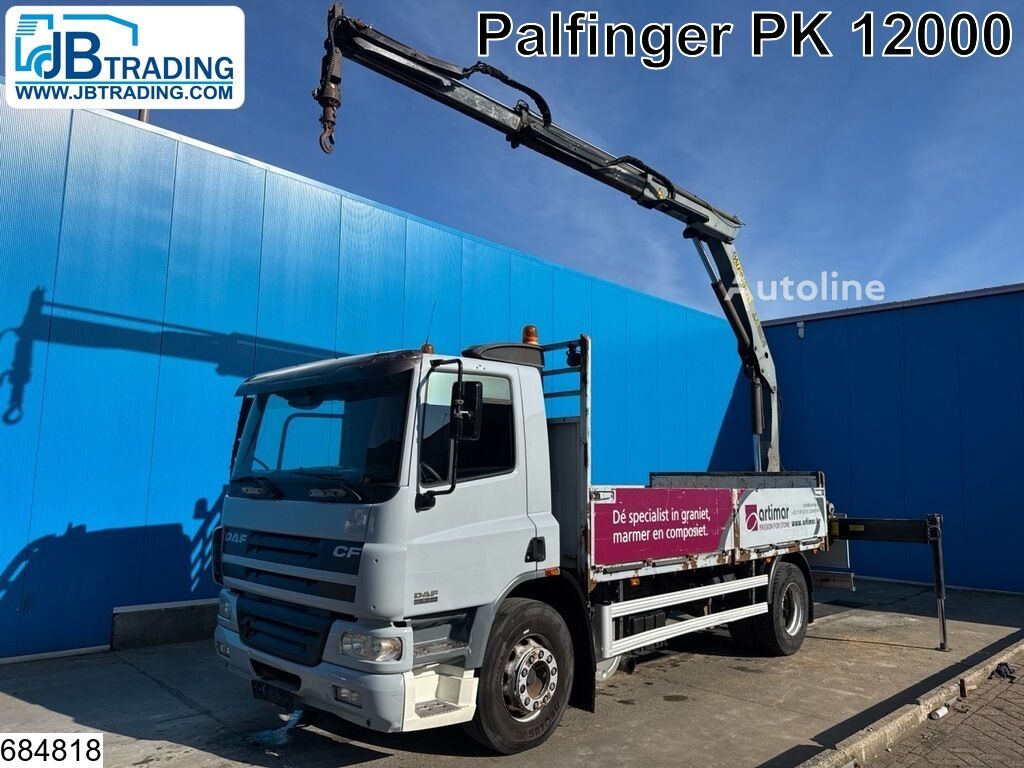 DAF CF 360 Handgeschakeld, Palfinger kamion s ravnom platformom