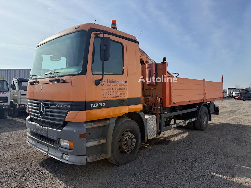 Mercedes-Benz Actros 1831 4x2 full steel meiller crane radio kamion s ravnom platformom