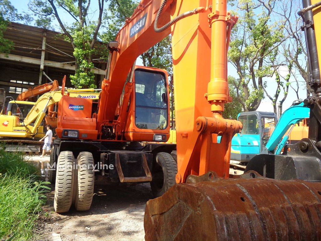 Doosan DH150W-7 bager točkaš