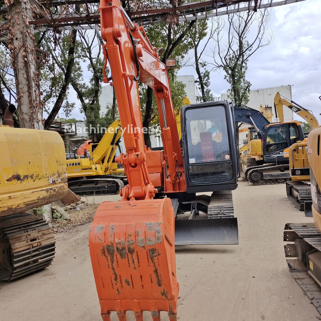 Hitachi ZX60 bager guseničar