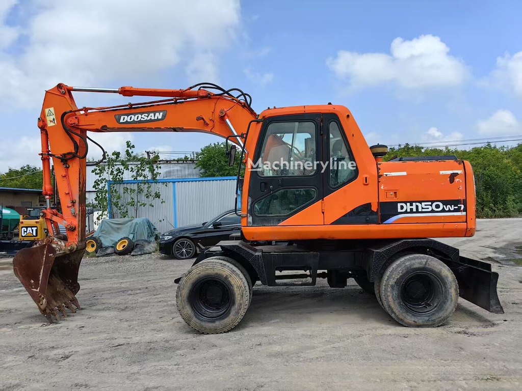 Doosan DH150W-7 bager točkaš