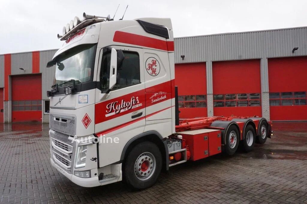 Volvo FH4-500 / ENGINE RUNNING / 8X2 / HYDRAULICS / VEB+ / HOOK / LIFT kamion rol kiper nakon udesa