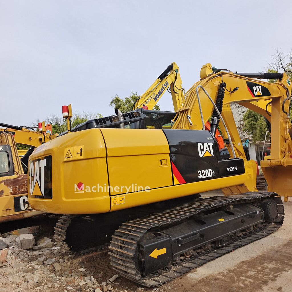 Caterpillar 320D bager guseničar