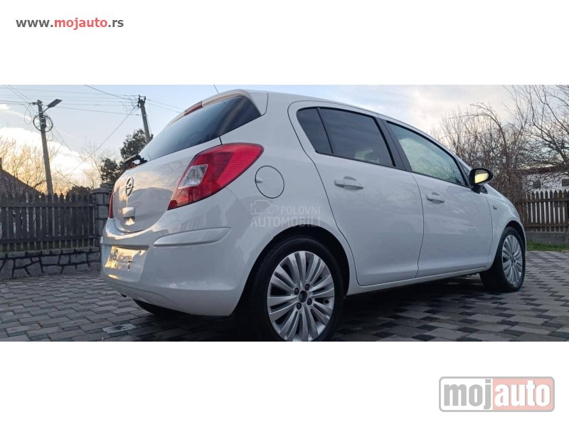 Opel Corsa 1.2 benz/gas