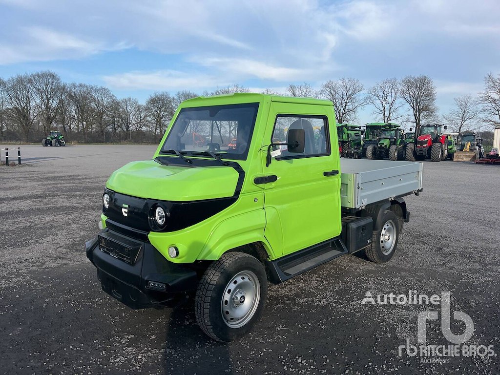 Prodaje se EVUM ACAR 4x4 Electric UTV na aukciji