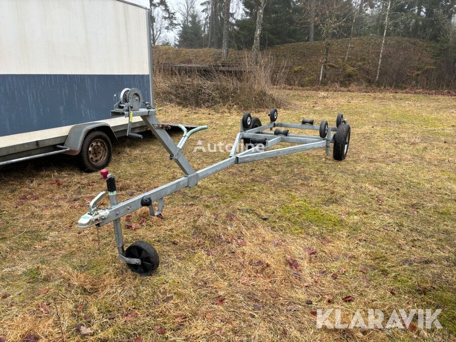 Prodaje se Båtkärra 850kg BUV 850 prikolicu za čamac na aukciji