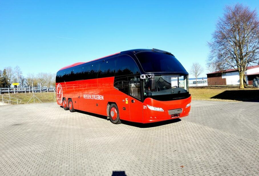 Neoplan Cityliner P15 turistički autobus