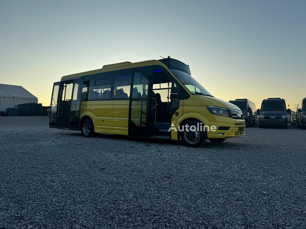 Novi MAN TGE 5.160 putnički minibus