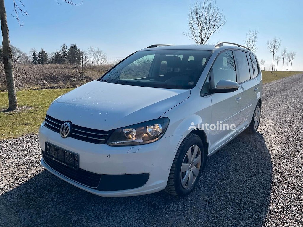 Volkswagen Touran Comfortline BMT 1.6 TDI DSG minivan