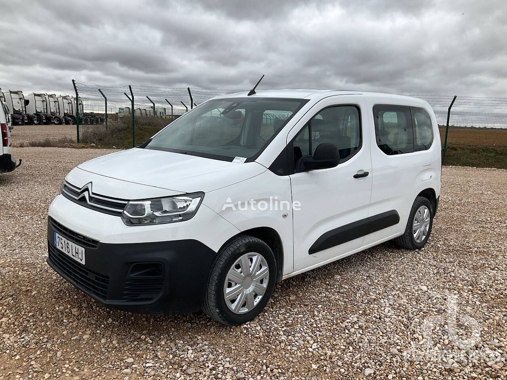 Prodaje se Citroen BERLINGO 5 minivan na aukciji