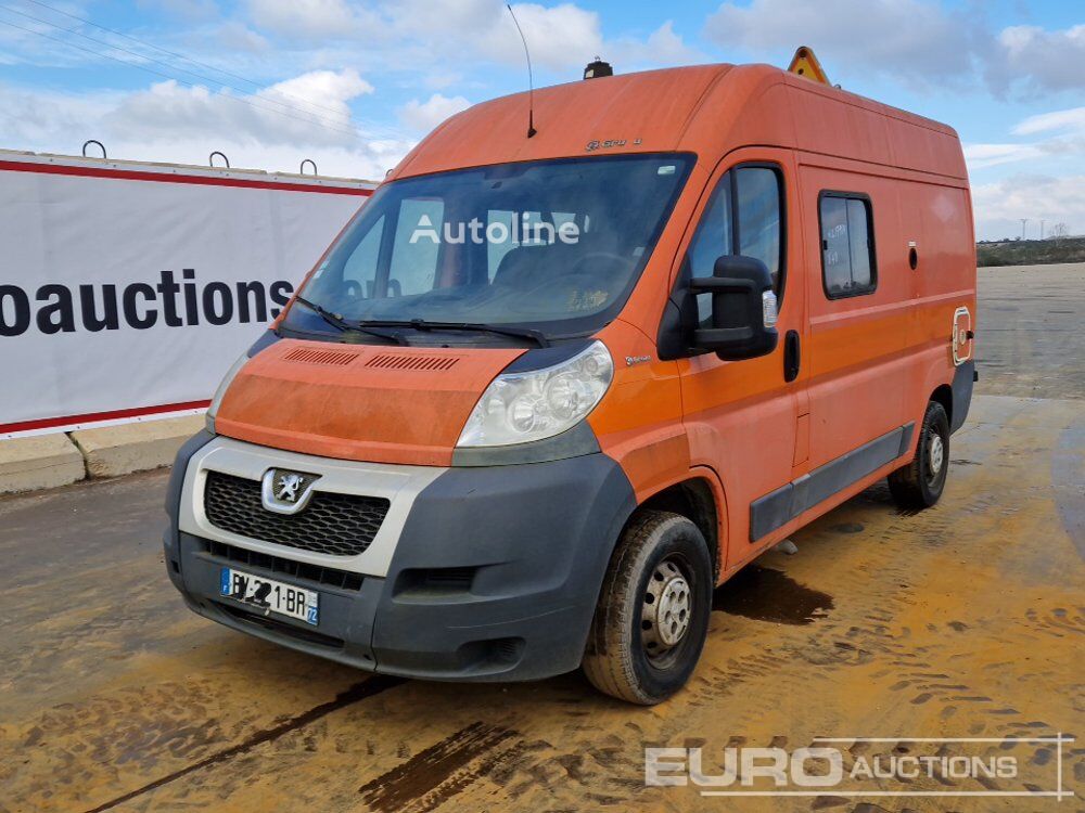 Prodaje se Peugeot Boxer minivan na aukciji