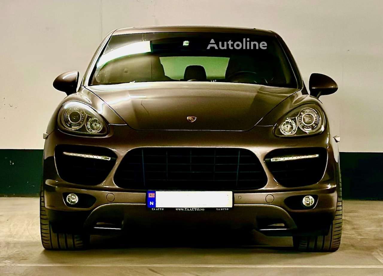 Prodaje se Porsche Cayenne Turbo V8 500hk BOSE 18-VEIS H.FESTE PANO LUFT+++ krosover na aukciji