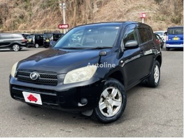 Toyota RAV4 krosover