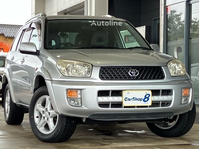 Toyota RAV4 krosover