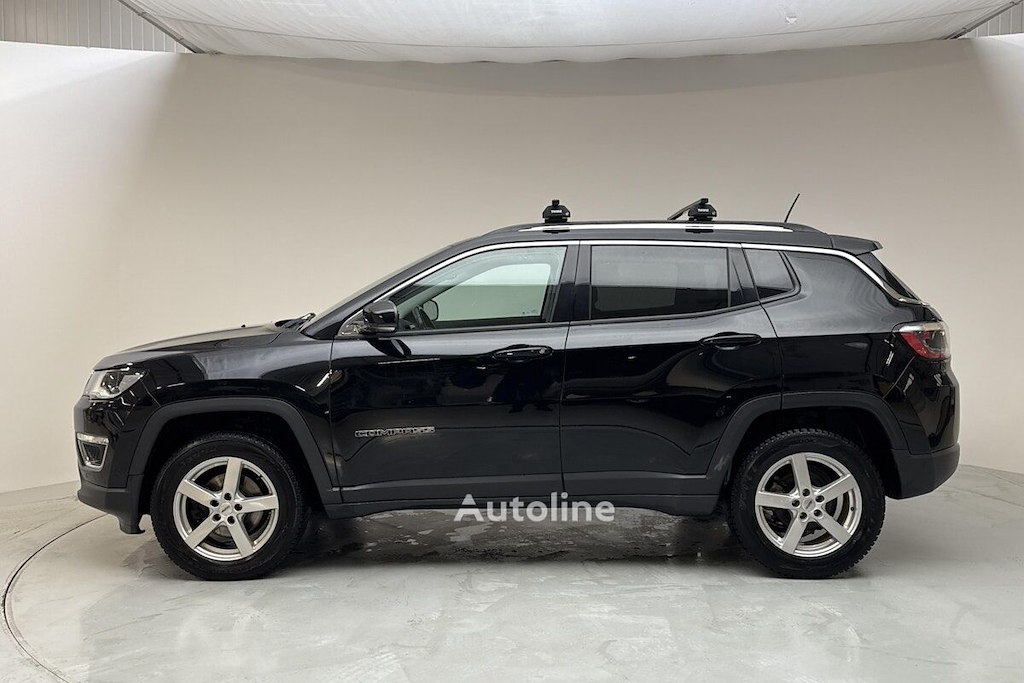 Prodaje se Jeep Compass krosover na aukciji