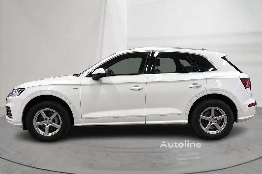 Prodaje se Audi Q5 krosover na aukciji