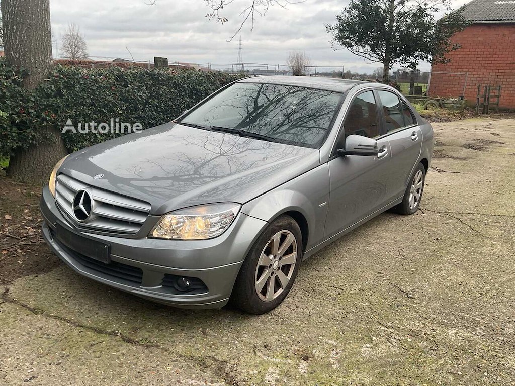 Prodaje se Mercedes-Benz C200 CDI FE sedan na aukciji