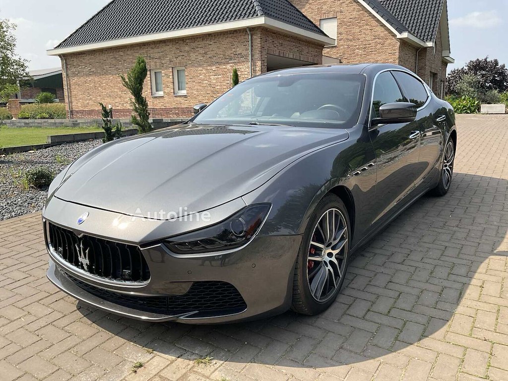 Prodaje se Maserati Ghibli sedan na aukciji