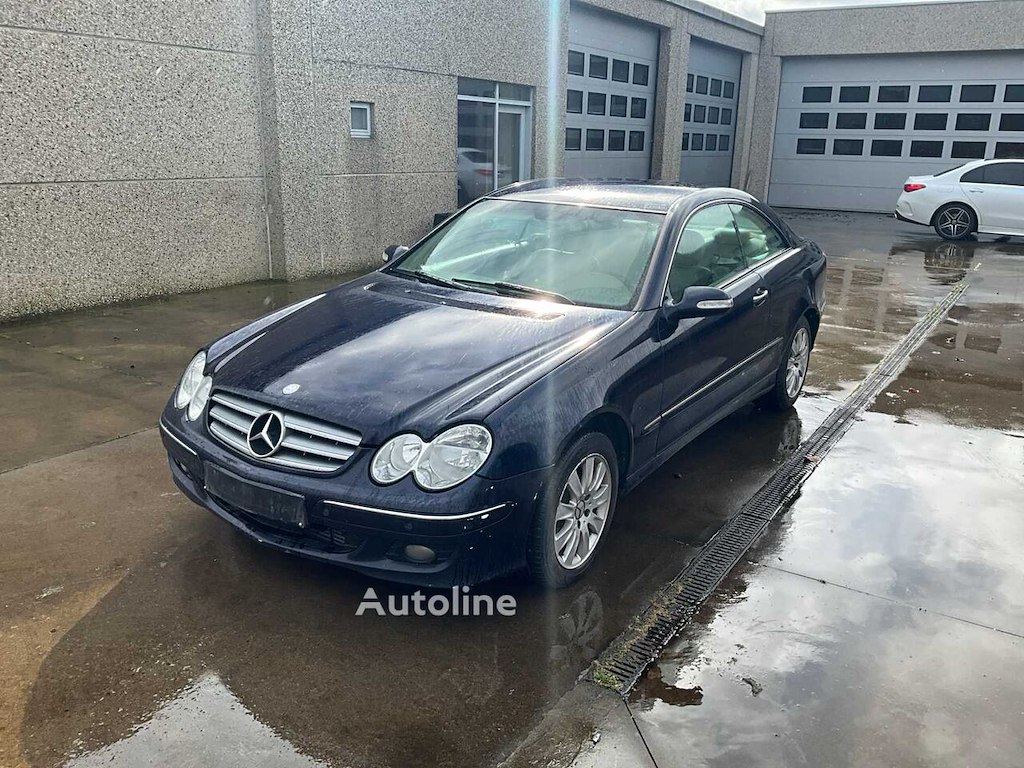 Prodaje se Mercedes-Benz CLK 220 CDI sedan na aukciji