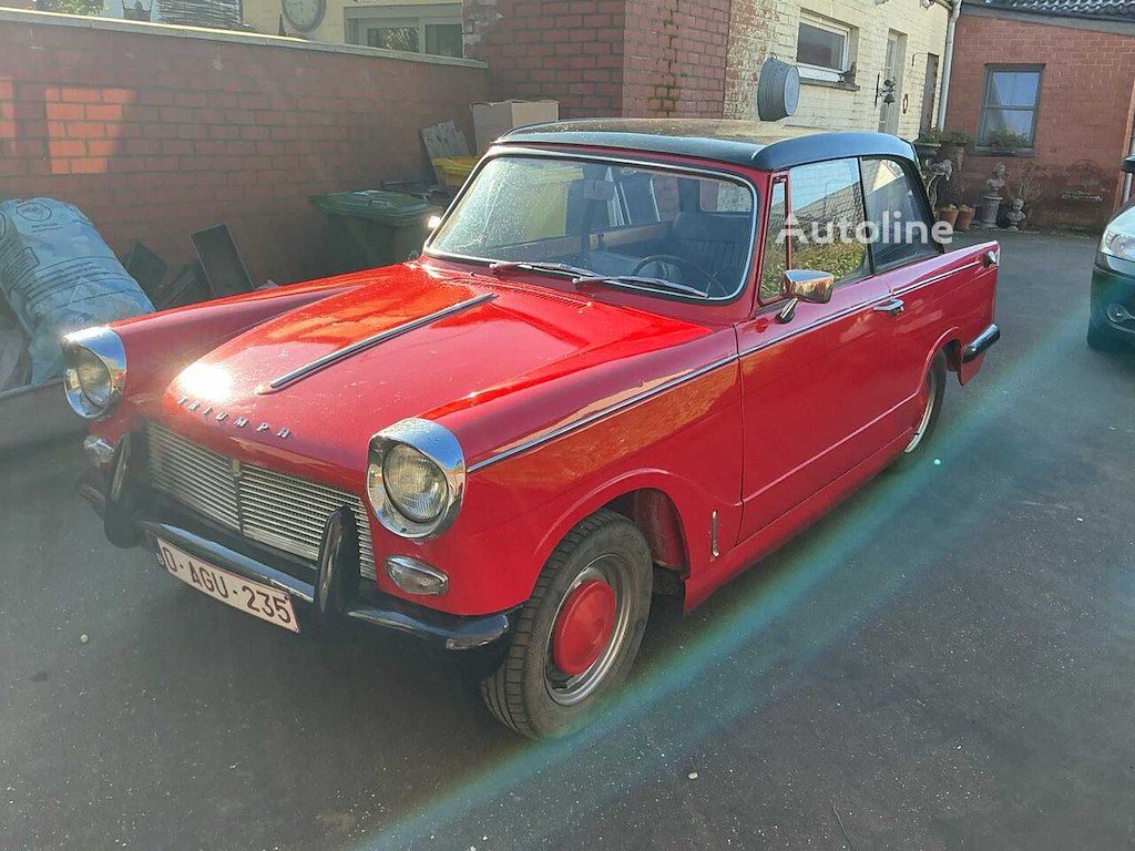 Prodaje se Triumph Herald sedan na aukciji