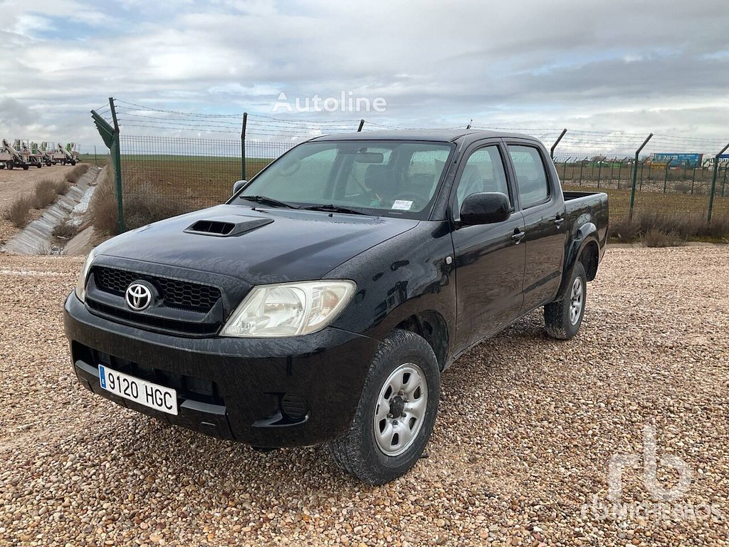 Prodaje se Toyota HILUX D-4D terenac na aukciji