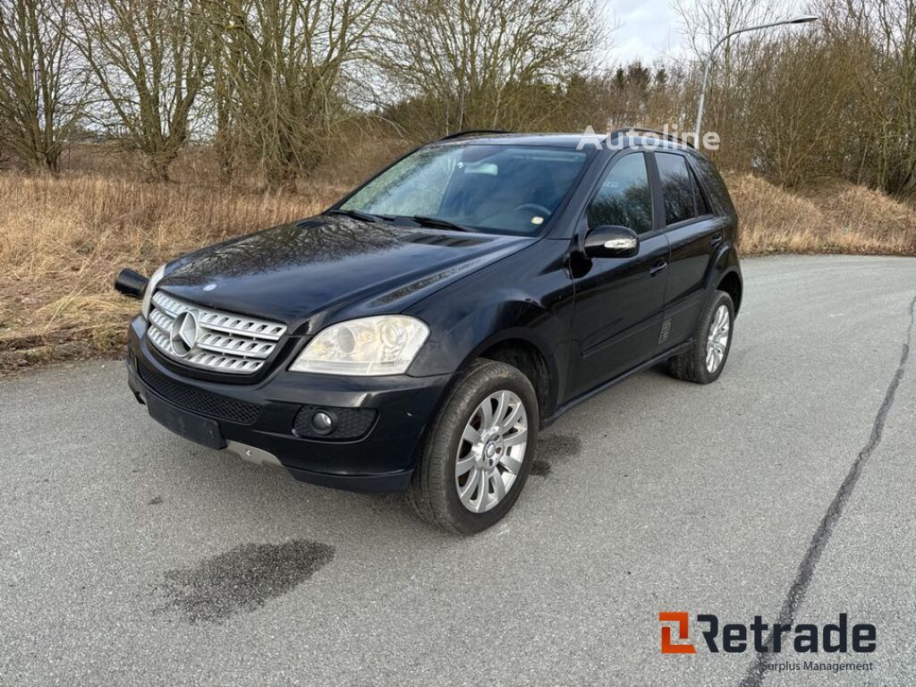 Prodaje se Mercedes-Benz ML 300 CDI Automatic terenac na aukciji