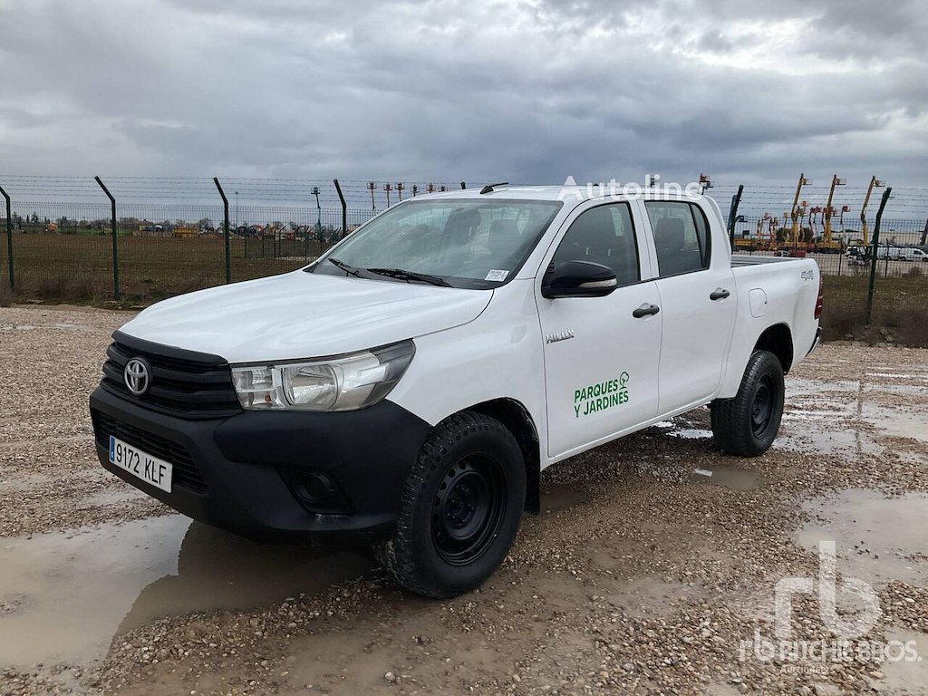 Prodaje se Toyota HILUX 4x4 pikap na aukciji