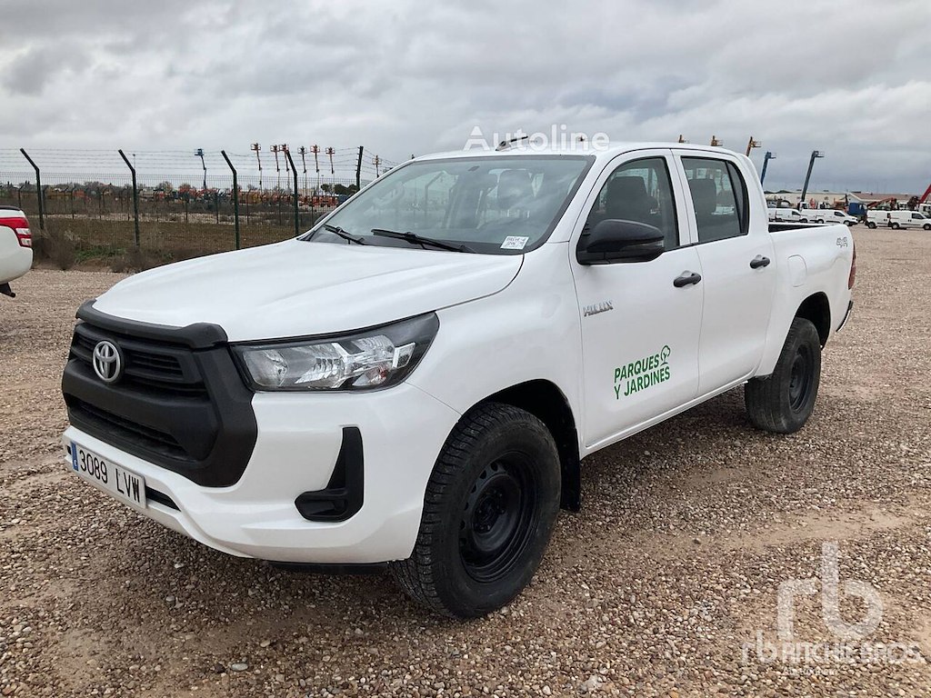 Prodaje se Toyota HILUX 4x4 pikap na aukciji