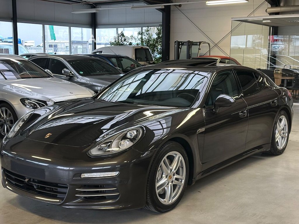 Porsche Panamera 4 S hečbek