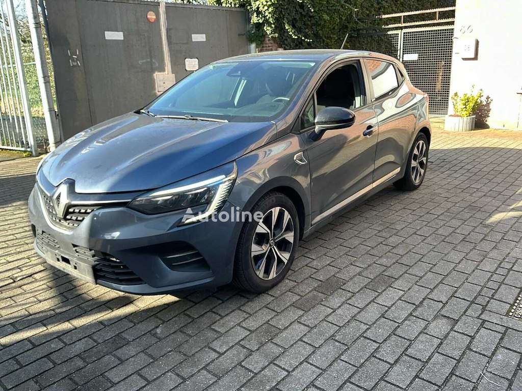 Prodaje se Renault Clio hečbek na aukciji