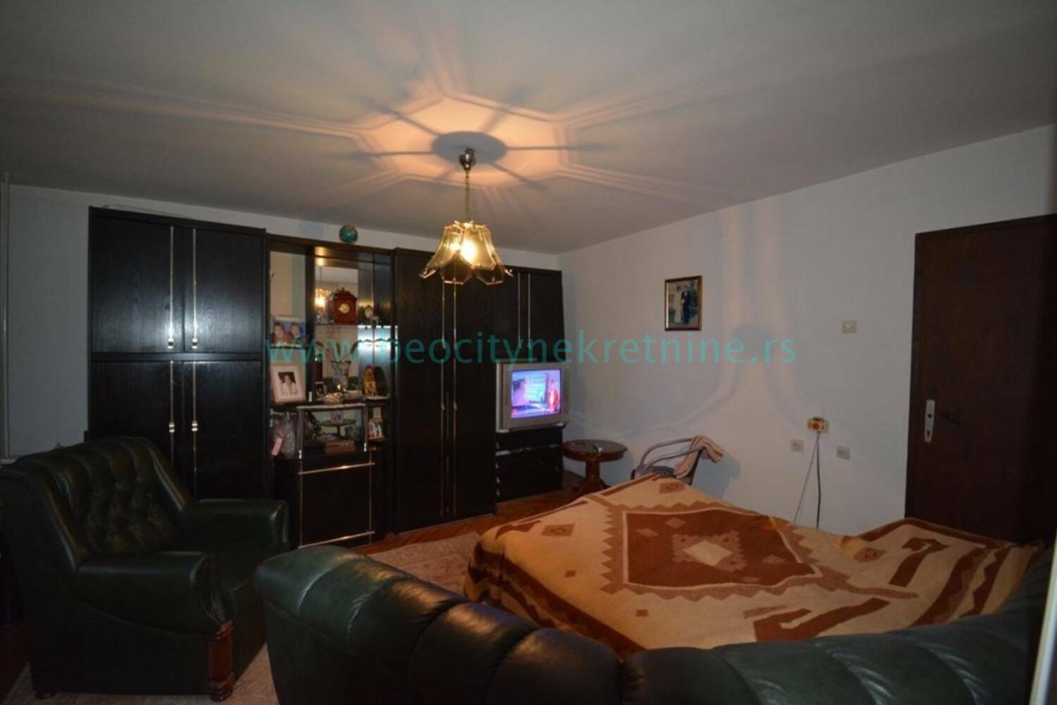 Rakovica, Centar, Ribarčeva, 5.0, 210m2, 150000EUR