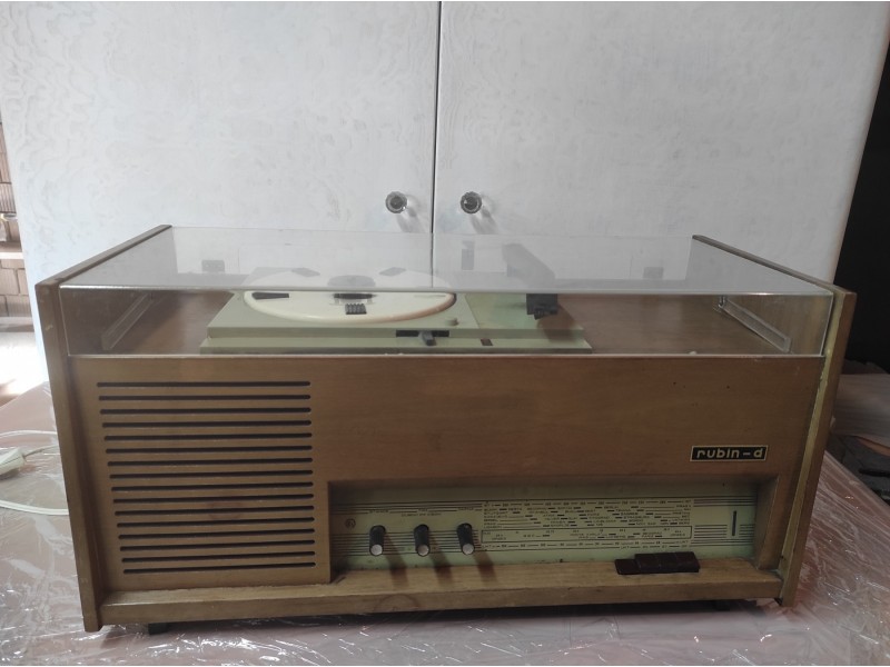 Rubin radio gramofin