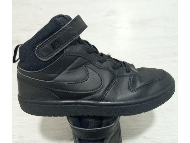 Nike Court Borough patike br. 35 - original