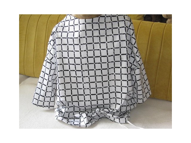 BLUZA-DUKSERICA  CANDA   (vel.XL)