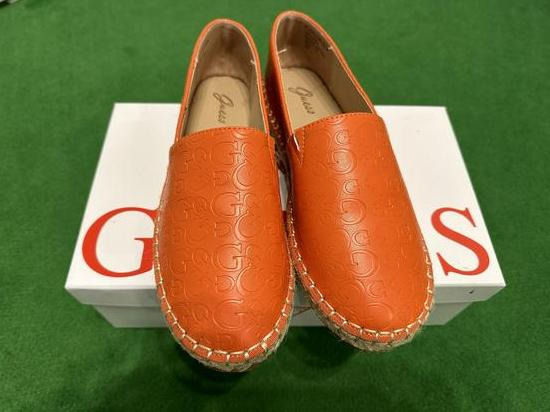 NOVE GUESS kozne espadrile 37