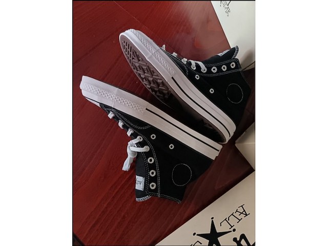 Converse, duboke crne starke, STUSSY Chyck 70 broj 46