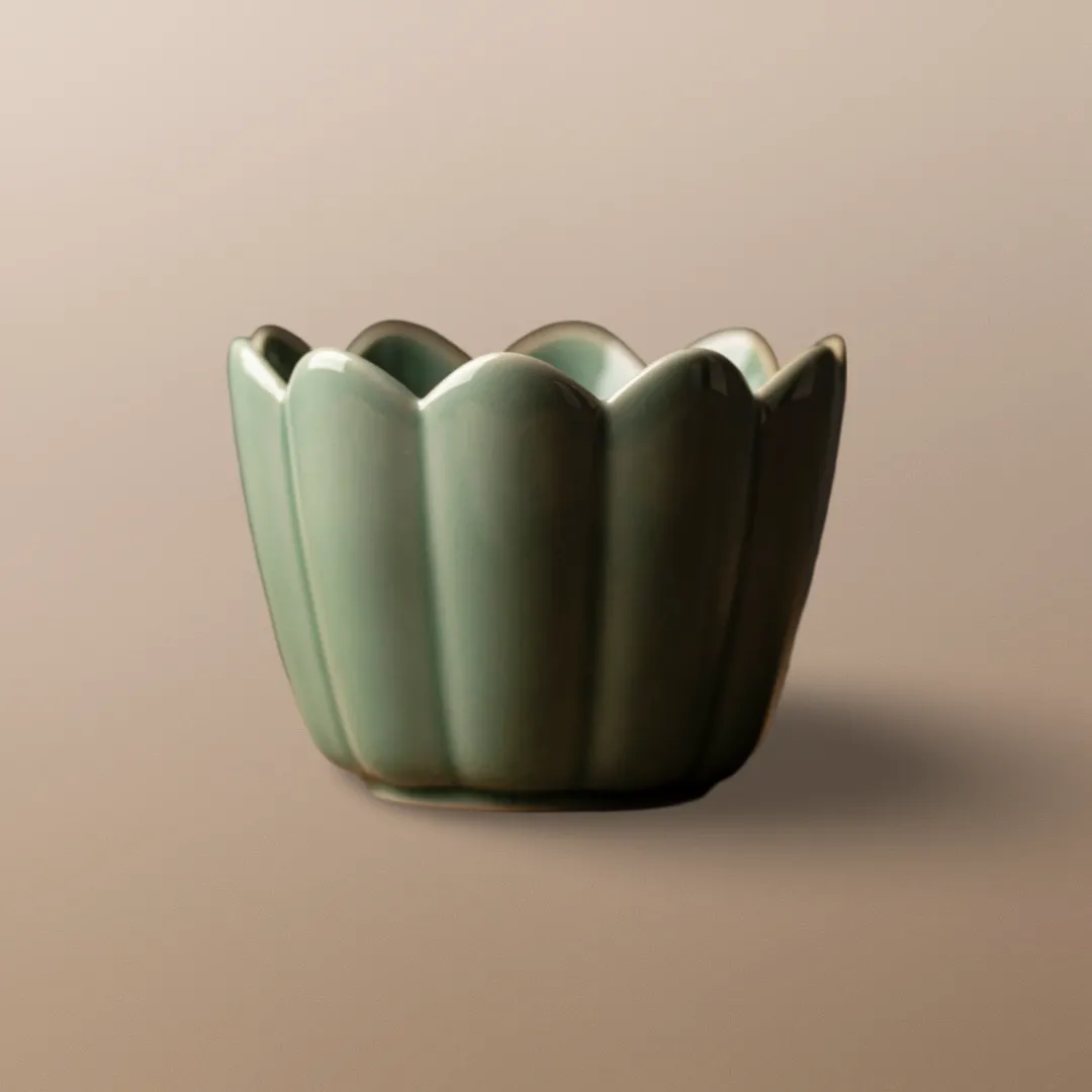 [Winter SALE][SALE]"Lotus" - Handmade Antique Style Yue Kiln Celadon Tea Basin