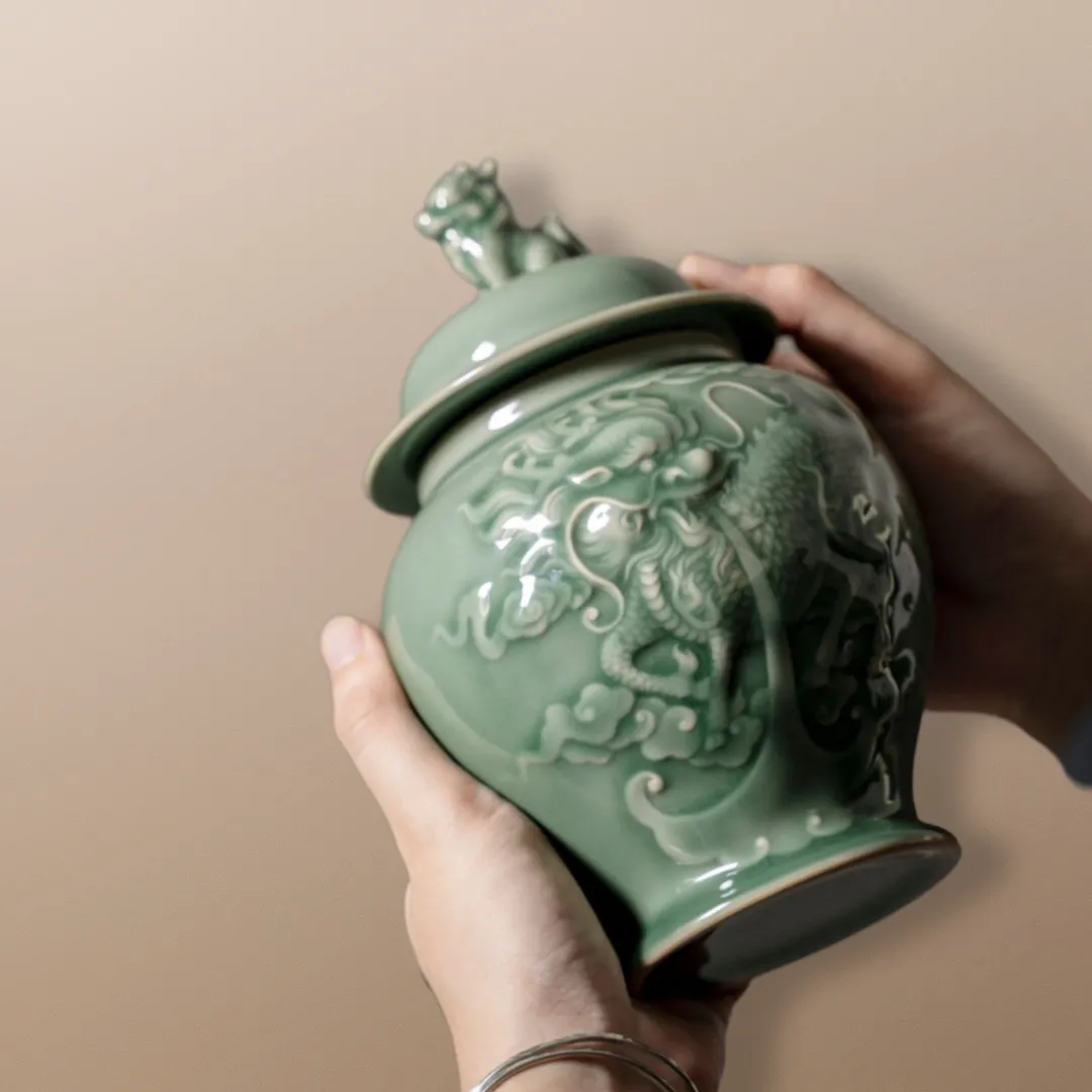 [Winter SALE][SALE]Hand-embossed Antique Style Dragon Pattern Celadon Tea Canister