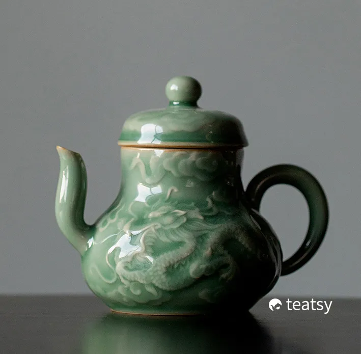 [Winter SALE][SALE]Hand-embossed Antique Style Dragon & Phoenix Pattern Yue Klin Celadon Teapot