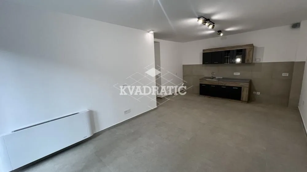 Izdavanje, dvosoban stan, 70m2, Crveni Krst, Beograd