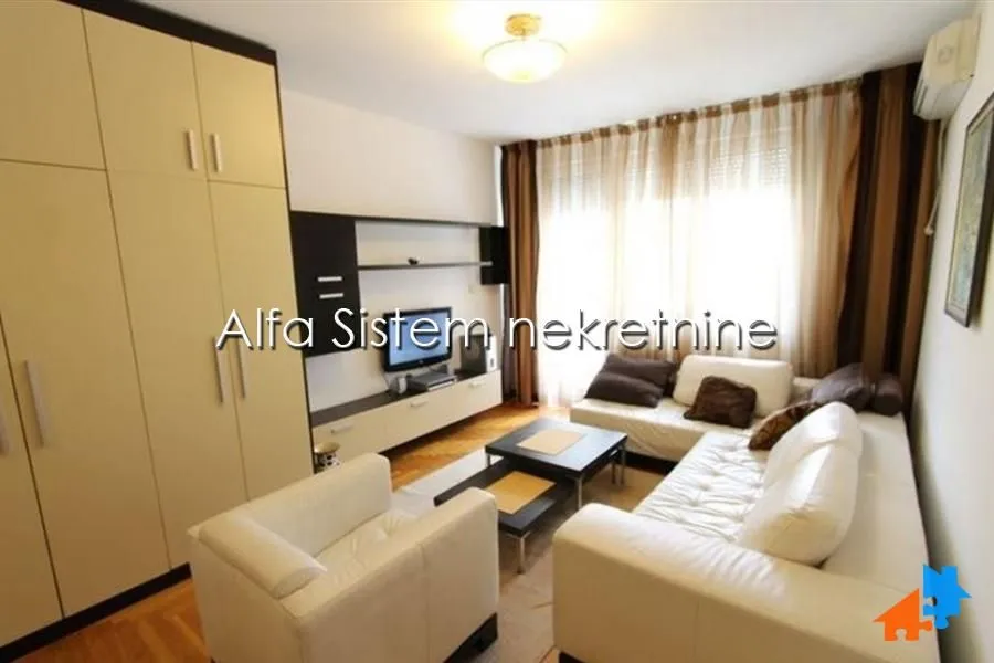 Izdavanje, trosoban stan, 80m2, Novi Beograd, Beograd