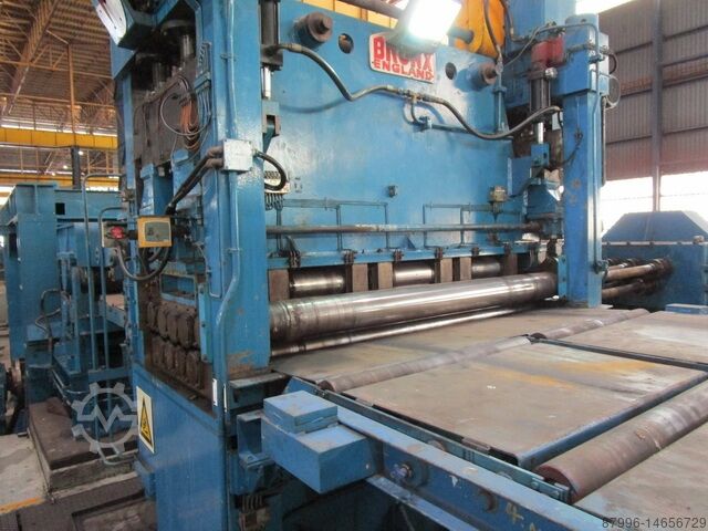 Linija sečenja na dužinu i proseca
Bronx cut-to-length lines cut-to-length line 2050x8mm x35t (A3781)